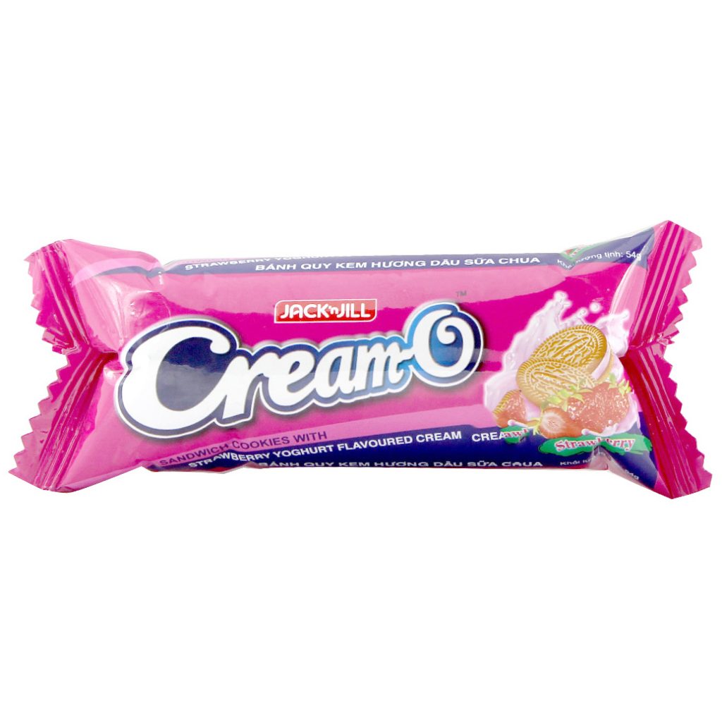 CREAM-O SANDWICH COOKIES WITH STRAWBERRY YOGHURT FLAVOURED CREAM 54G